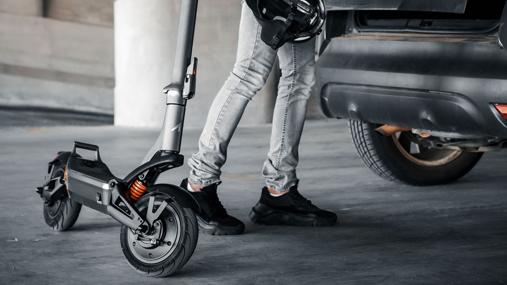 Introducing the Future of Urban Mobility: The Apollo Go Electric Scoot