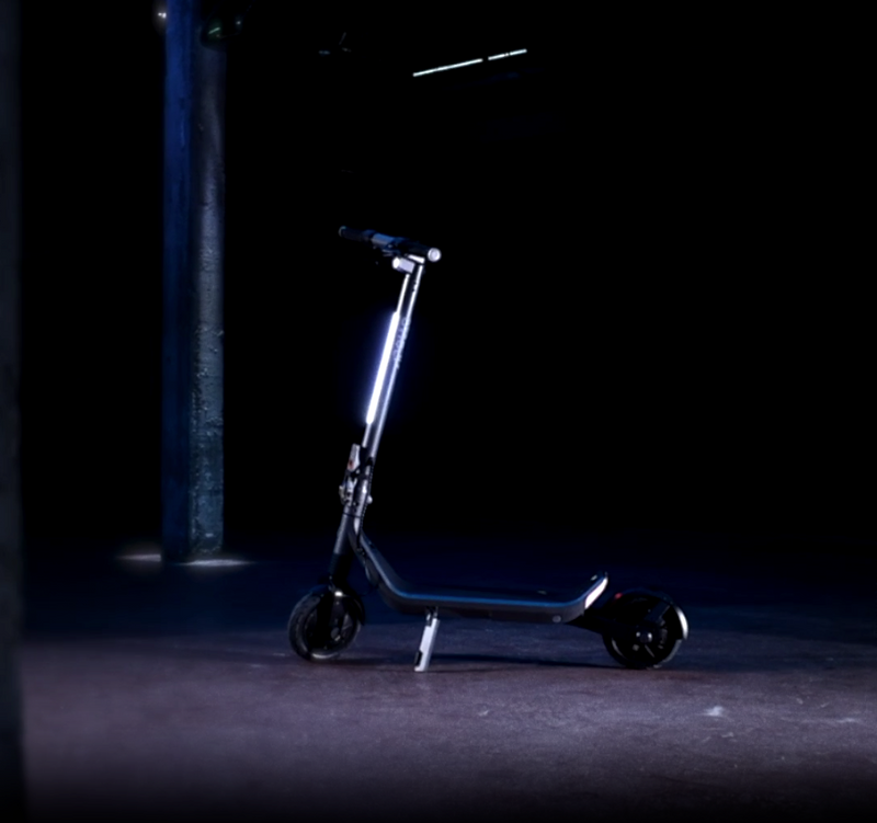 Apollo Go 2024 | Dual-Motor Commuter Electric Scooter | Apollo Canada